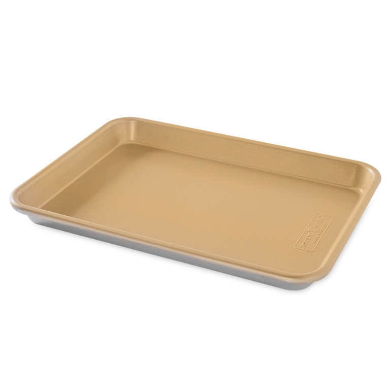 Nordic Ware Naturals® Nonstick Baker's Quarter Sheet Pan; PHG quality!