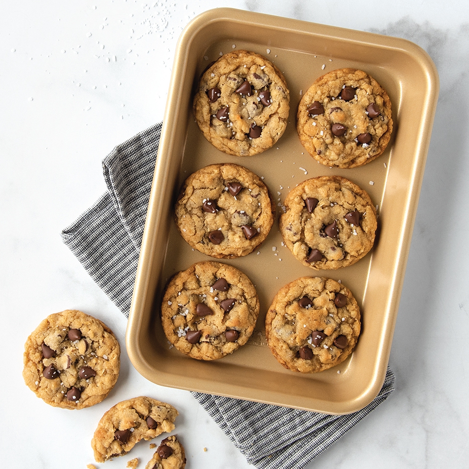 Nordic Ware Naturals® Nonstick Eighth Sheet Pan; PHG quality!