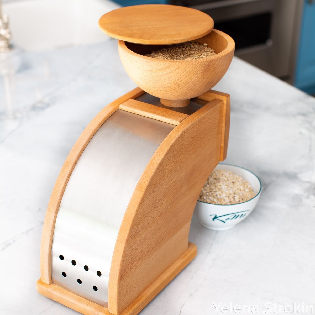 KoMo FlocMan electric oat/grain flaker at PHG