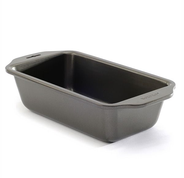 Premium nonstick loaf pan at PHG